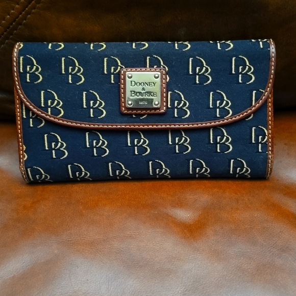 "Dooney and Bourke" | Bags | Dooney And Bourke Wallet | Poshmark